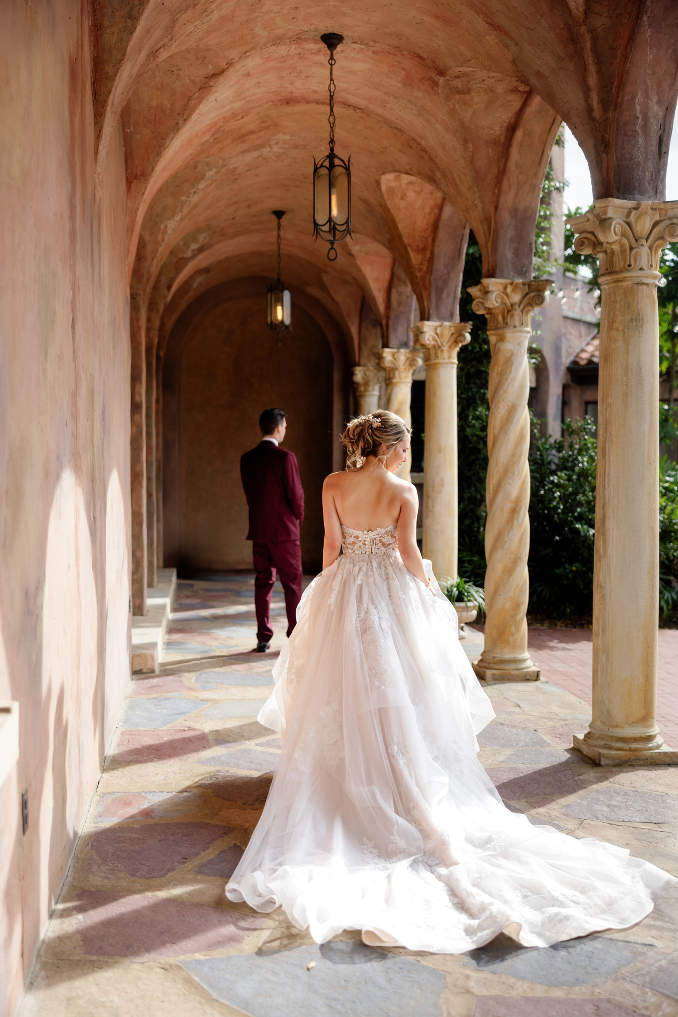 A Gorgeous The Howey Mansion Wedding | Chloe + Brad - Blush by Brandee Gaar